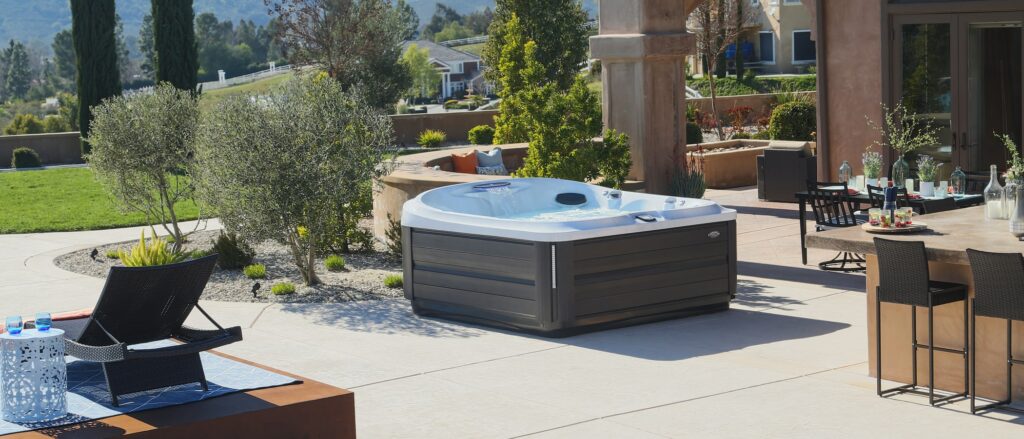 Jacuzzi® Hot Tubs - Midnight Sun Pools n’ Spas